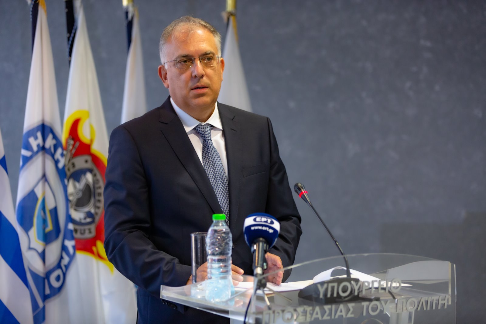 Τι απαντά ο Υπουργός Προστασίας του Πολίτη για τις κλοπές σε ...